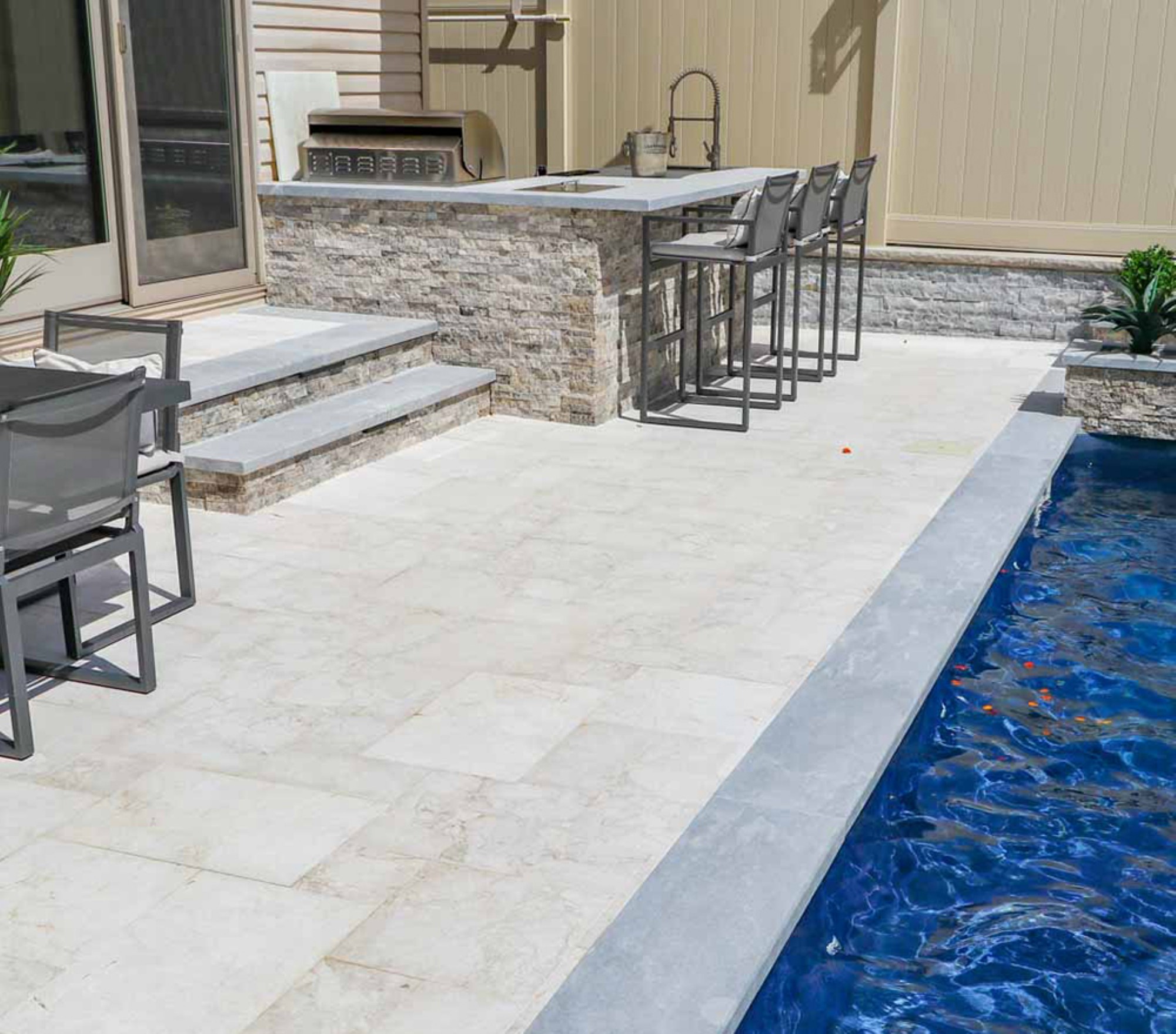 Crema Venata Crema Venata Sandblasted 24"x36" 3cm Paver Pavers ...