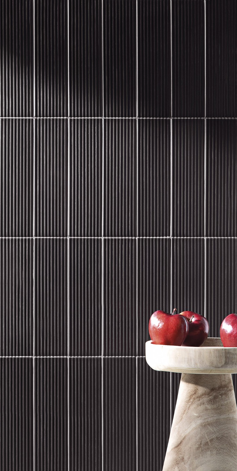 Maui Noir Matte 3"x10" Ligne Deco Noir Ceramic Tile | GENROSE