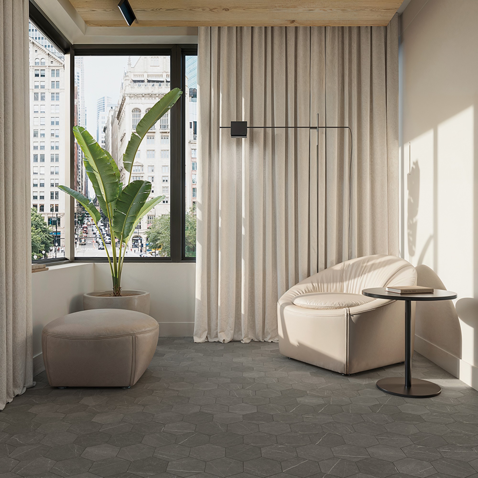 Pietra Graphite Matte 5.5"x6.3" Porcelain Tile | GENROSE