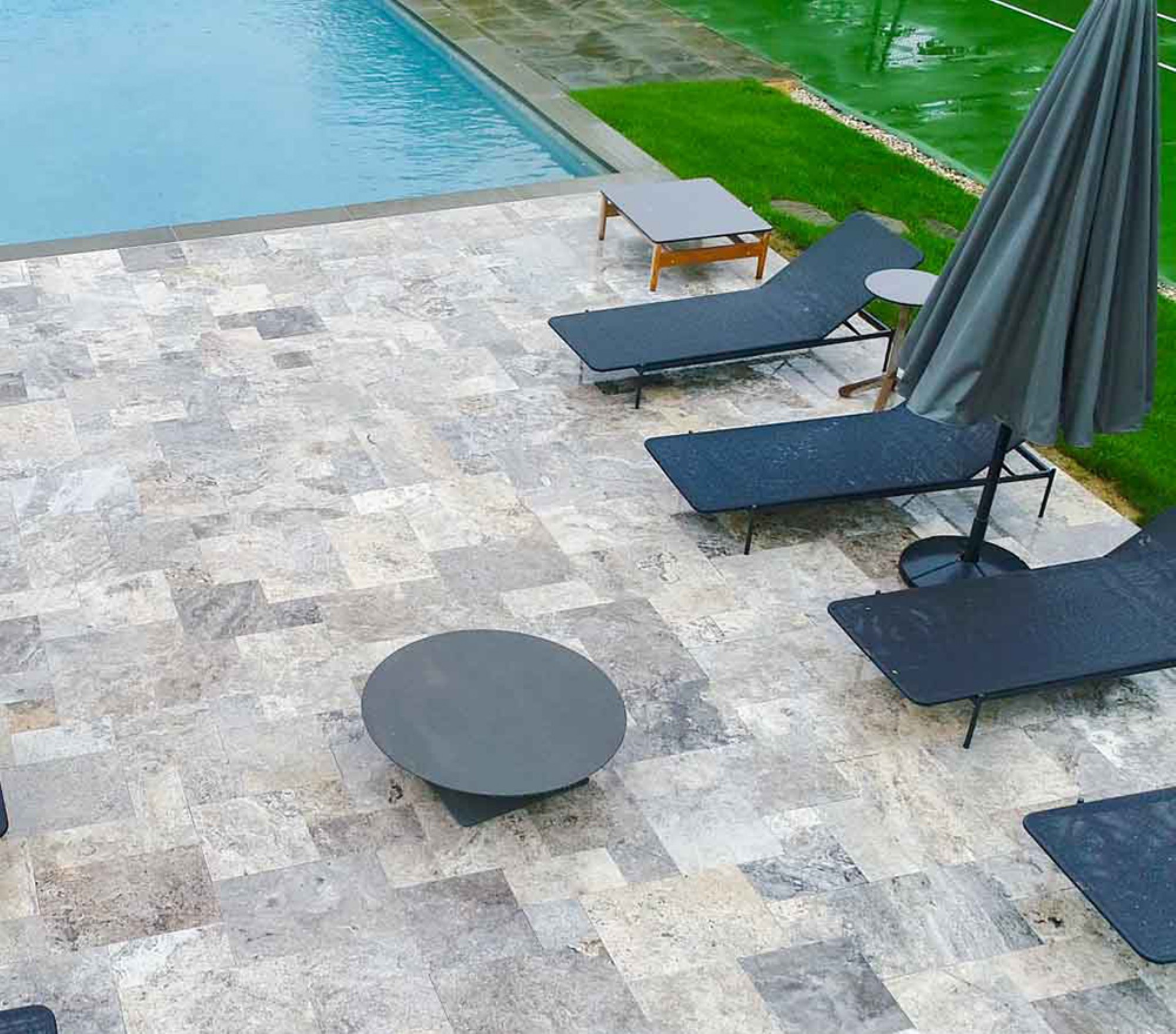 Platinum Platinum Tumbled 24"x24" 3cm Paver Pavers | Natural Stone ...
