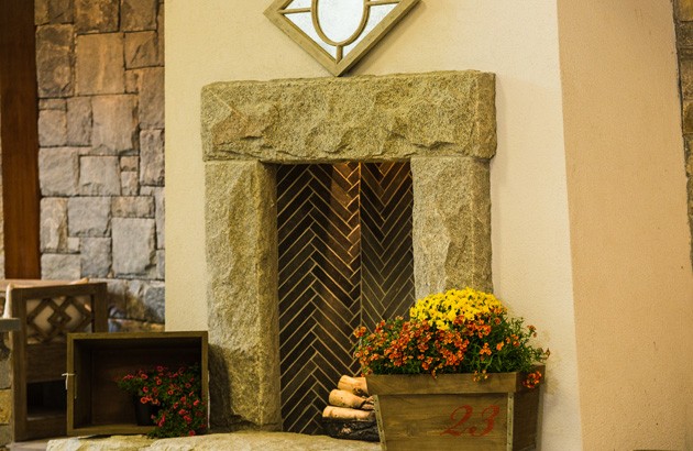 Shoreline Blend Natural Veneer - Strip Cut Exterior Stone