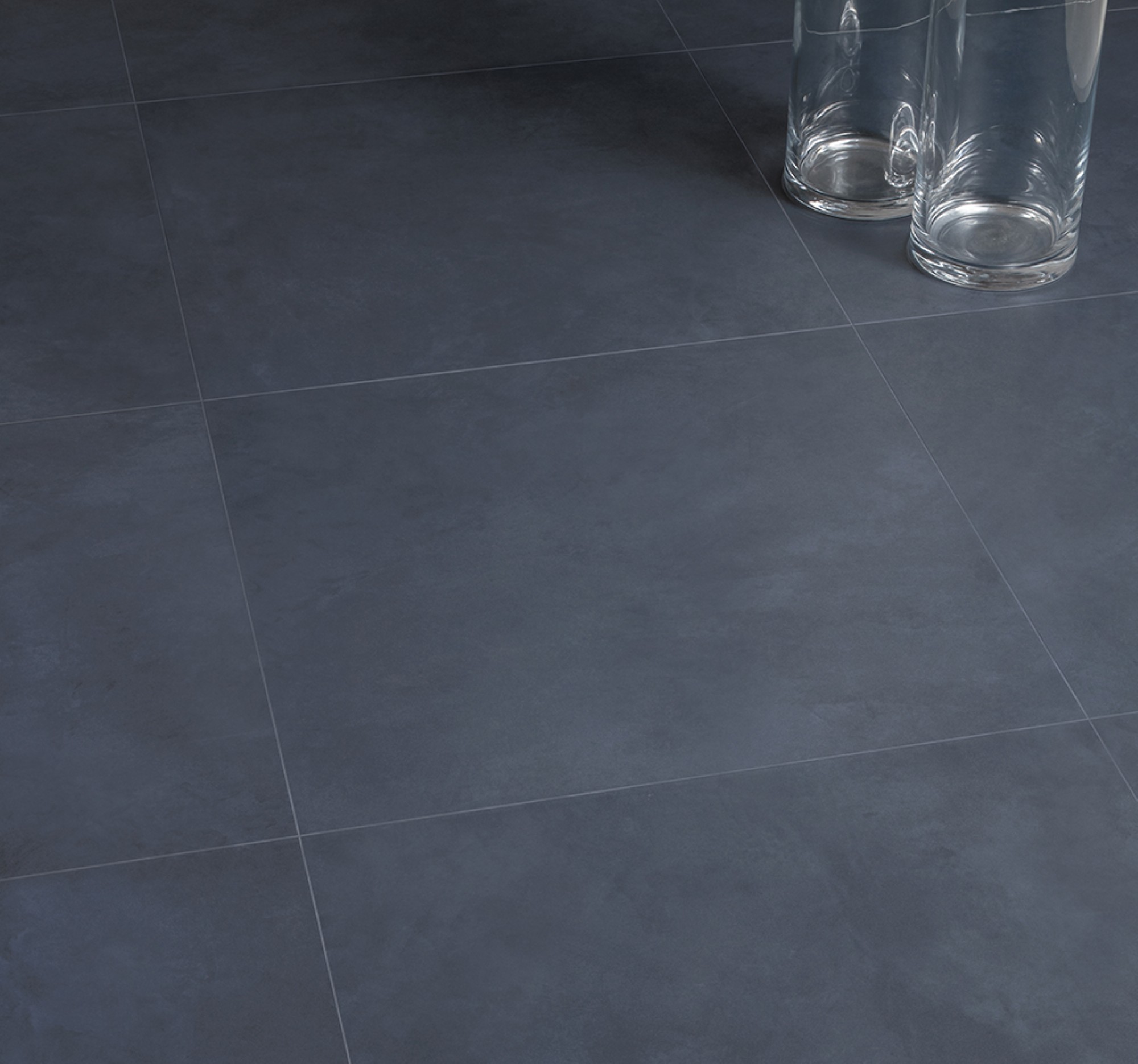 Spirit Ink Soft 24"x24 Porcelain Tile | GENROSE